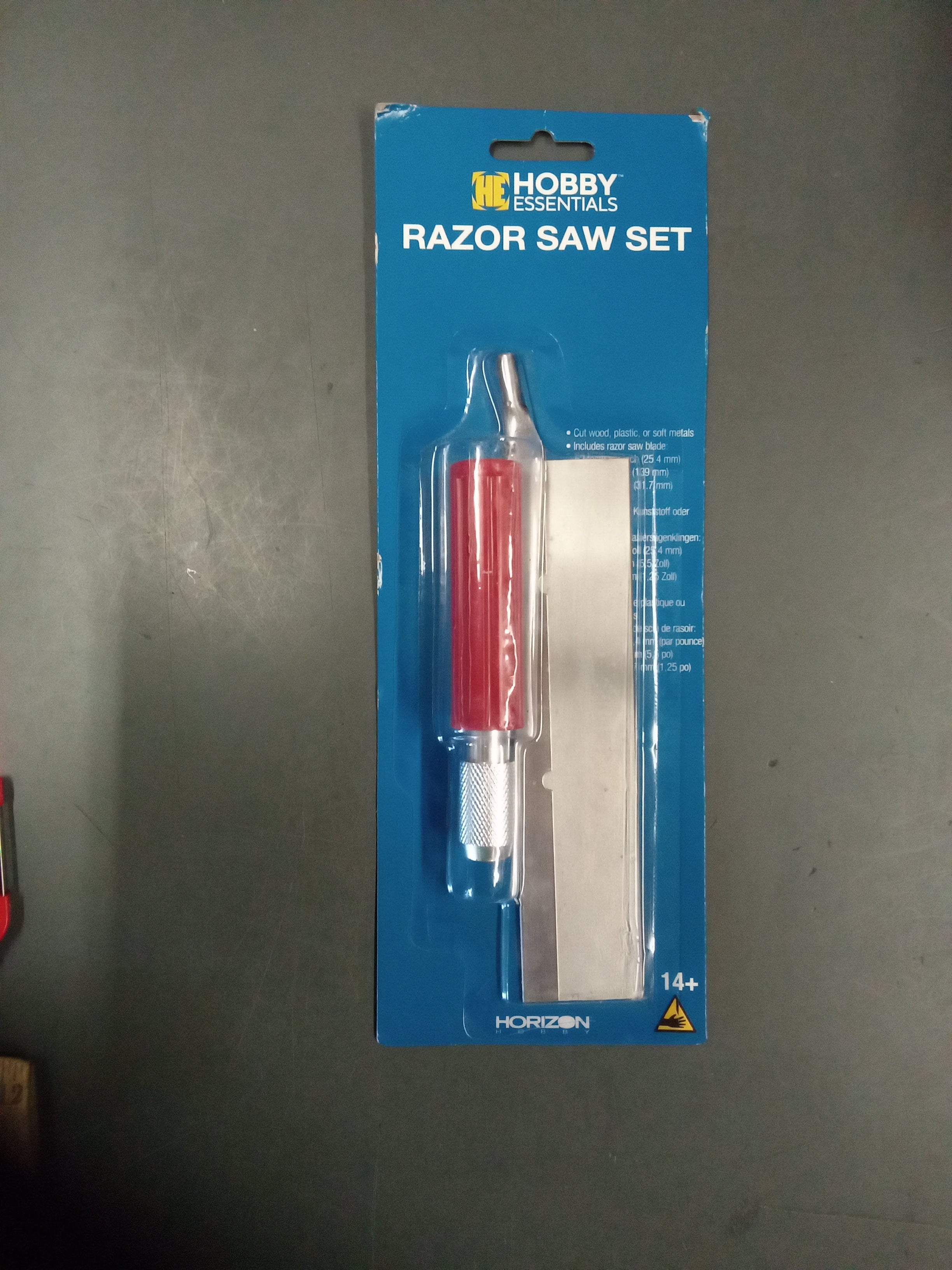 HOBBY ESSENTIALS RAZOR SAW – Central Hobbies